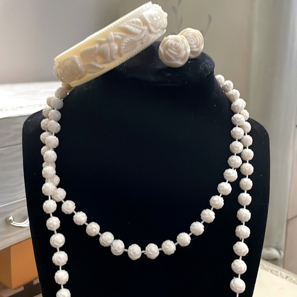 Jewelry | Vintage Cream Rose Jewelry Set | Poshmark
